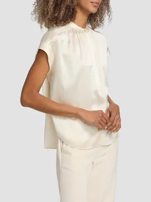 Vince Silk Gathered Neck Cap-sleeve Blouse - Creme