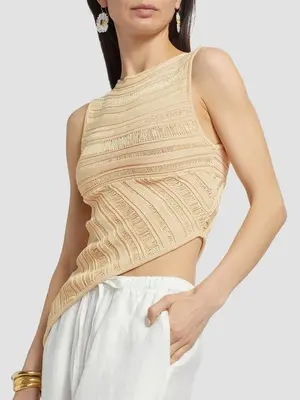 NONCHALANT LABEL Banks Asymmetric Top