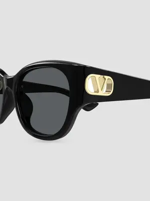 Valentino Garavani Vain Light 55mm Square Sunglasses - Black