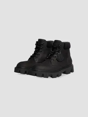 Moncler Peak City Boots In Nubuck & Suede - Black