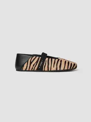 Fendi Academia Printed Calf-hair Flats - Nero
