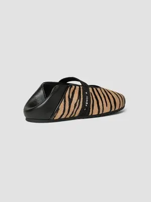 Fendi Academia Printed Calf-hair Flats - Nero