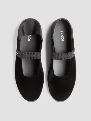 Fendi Academia Velvet Flats - Nero
