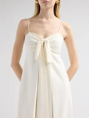 Cinq À Sept Amberly Bow Gown