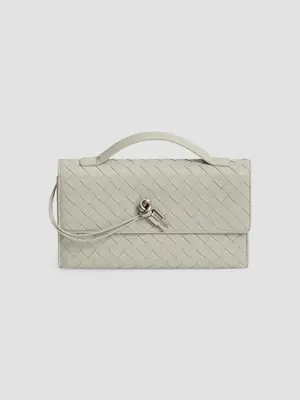 Bottega Veneta Andiamo 25 Leather Clutch - Alabaster