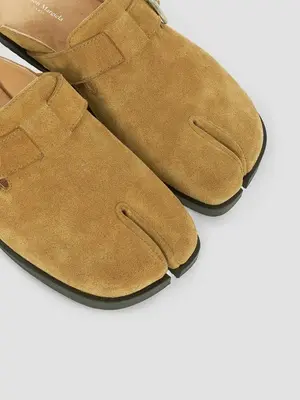 MAISON MARGIELA Tabi Suede Mules