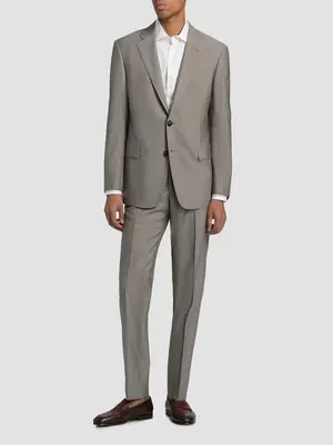 Giorgio Armani Virgin Wool Single-breasted Suit