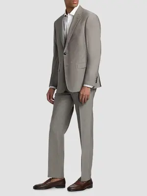 Giorgio Armani Virgin Wool Single-breasted Suit