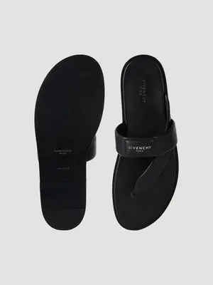 Givenchy Bay Thongs In Leather