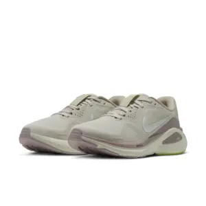 Nike Structure 26 Road Running Shoes