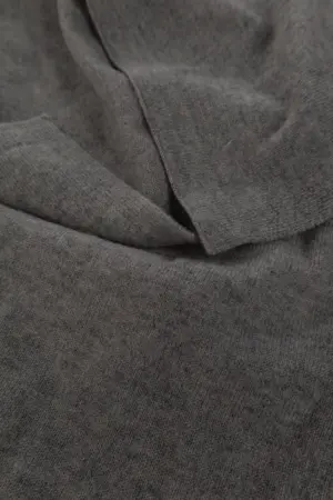 LISA YANG Scarf "viktor