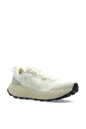 VEJA Harpie Trail Aeroshell’ Sports Shoes - Cream