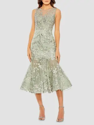 Mac Duggal Embellished Floral-embroidered Mermaid Cocktail Dress