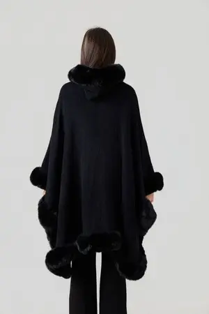 LE FAFO Hodded Faux Fur Long Cape