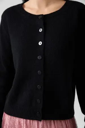LE FAFO Mongolian Cashmere Cropped Crew Cardigan