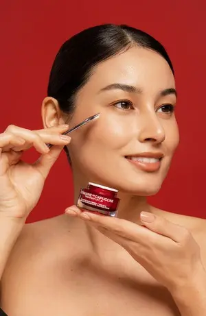 GERMAINE DE CAPUCCINI Firming And Revitalizing Eye Contour