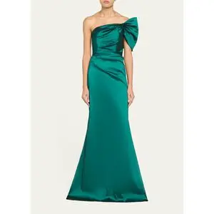 Rickie Freeman For Teri Jon One Shoulder Ruched Taffeta Gown