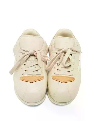 LOUIS VUITTON Buttersoft Low-top Sneakers