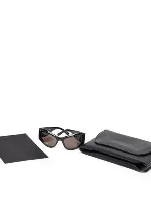 Balenciaga Bb Logo-embellished Cat-eye Sunglasses - Black