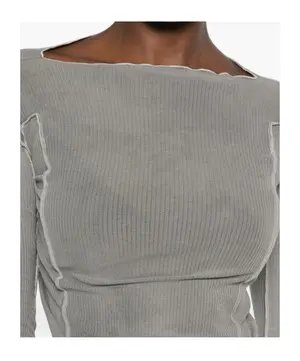 BASERANGE Long-sleeved Top