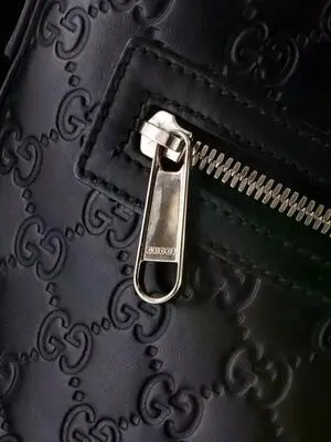 Gucci Signature Zip Messenger Bag Guccissima Leather Medium Crossbody Bag