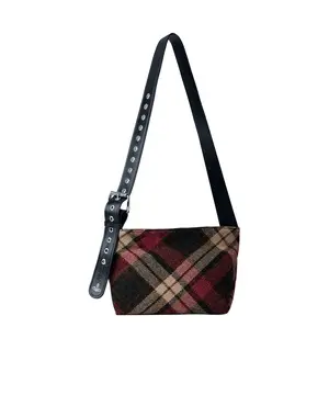 VIVIENNE WESTWOOD Small Maxime Crossbody - Black