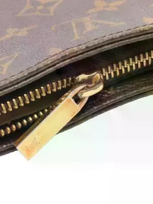 LOUIS VUITTON 2001 Monogram Looping Gm Shoulder Bag