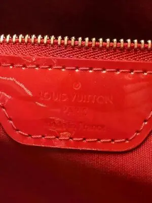 LOUIS VUITTON 2009 Monogram Vernis Wilshire Pm Handbag