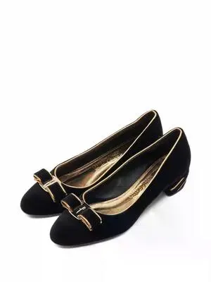 FERRAGAMO Carla Vara Bow Pumps