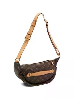 LOUIS VUITTON 2018 Monogram Belt Bag