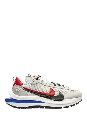 Nike X Sacai Vaporwaffle Sneakers - Grey