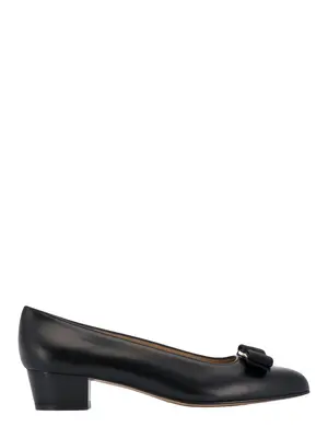 FERRAGAMO Vara Bow Pumps - Black