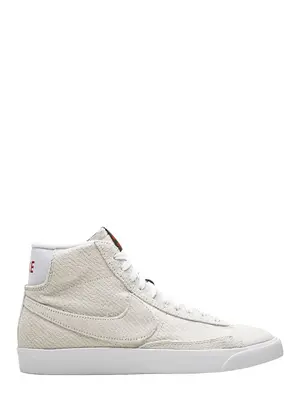 Nike X Stranger Things Blazer Mid Qs Upside Down Sneakers - Neutrals