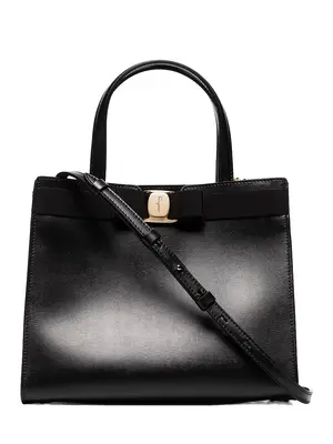 FERRAGAMO Vara Shoulder Bag - Black