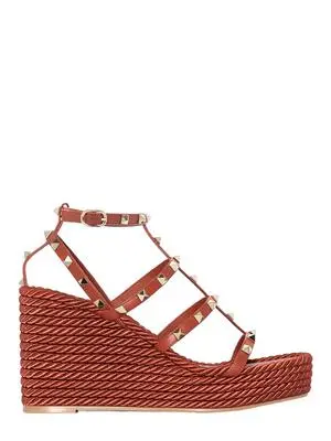 Valentino Garavani Torchon Rockstud 90mm Wedge Sandals - Brown