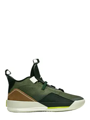 JORDAN X Travis Scott Air 33 Nrg Sneakers - Green