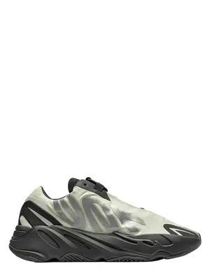 Yeezy Boost 700 Mnvn Sneakers - Black