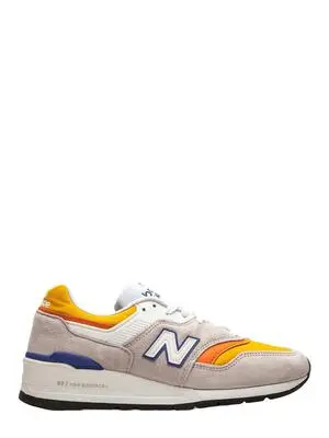 NEW BALANCE M997pt Low-Top Sneakers