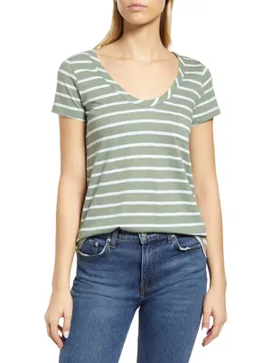 Caslon U-Neck T-Shirt Green White Josephine Stripe