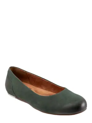 Softwalk SoftWalk® Sonoma Flat Dark Green Nubuck