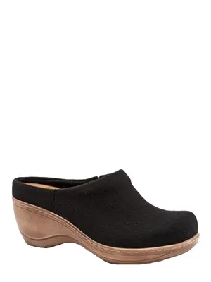 Softwalk SoftWalk® Madison Clog Black Felt