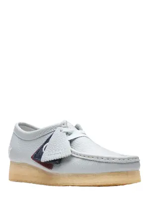 Clarks Clarks Wallabee Chukka Light Blue Lea