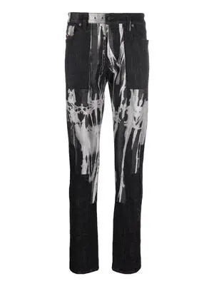 DIESEL® D-kras Slim-fit Jeans With Graphic Print - Black