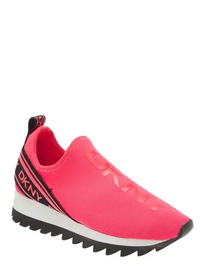 Dkny DKNY Abbi Slip-On Sneaker Fushia