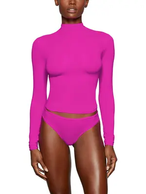 SKIMS Fits Everybody Turtleneck Top Fuchsia