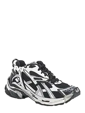 Balenciaga Runner Sneakers Black/white