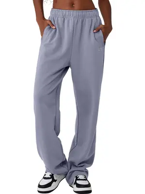 Alo Yoga ALO Accolade Straight Leg Sweatpant Fog