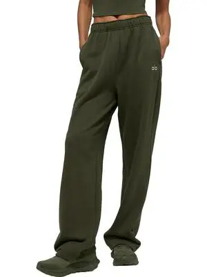 Alo Yoga Accolade Straight Leg Sweatpant - Green Olive
