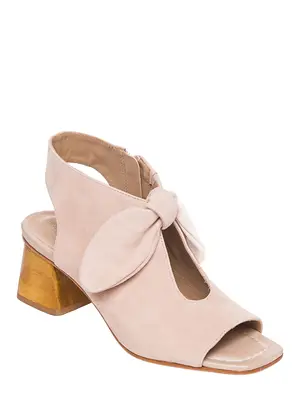 Bernardo BERNARDO FOOTWEAR Lizzie Sandal Blush