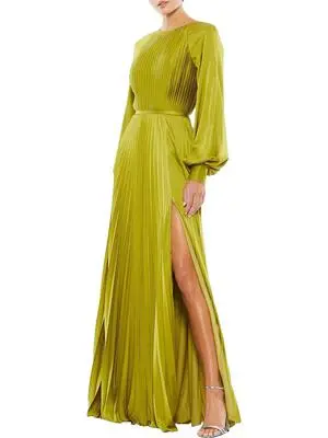 Mac Duggal Ieena Pleated A-line Chiffon Gown - Apple Green